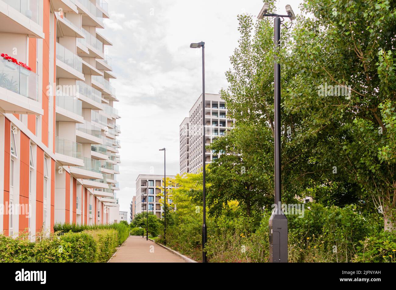 Riverscape Luxury new-build riverside apartments in Silvertown Stock ...