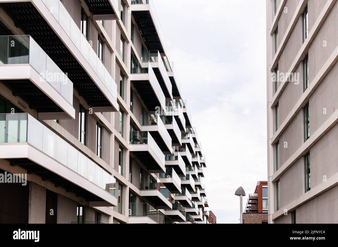 Riverscape Luxury new-build riverside apartments in Silvertown Stock ...