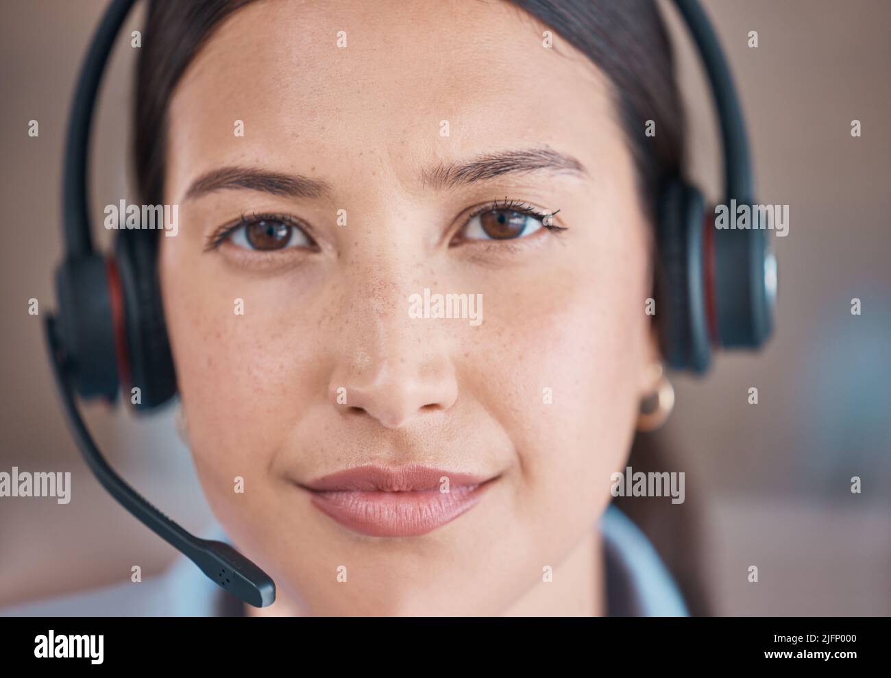 Woman calls from mobile phone hi-res stock photography and images - Alamy