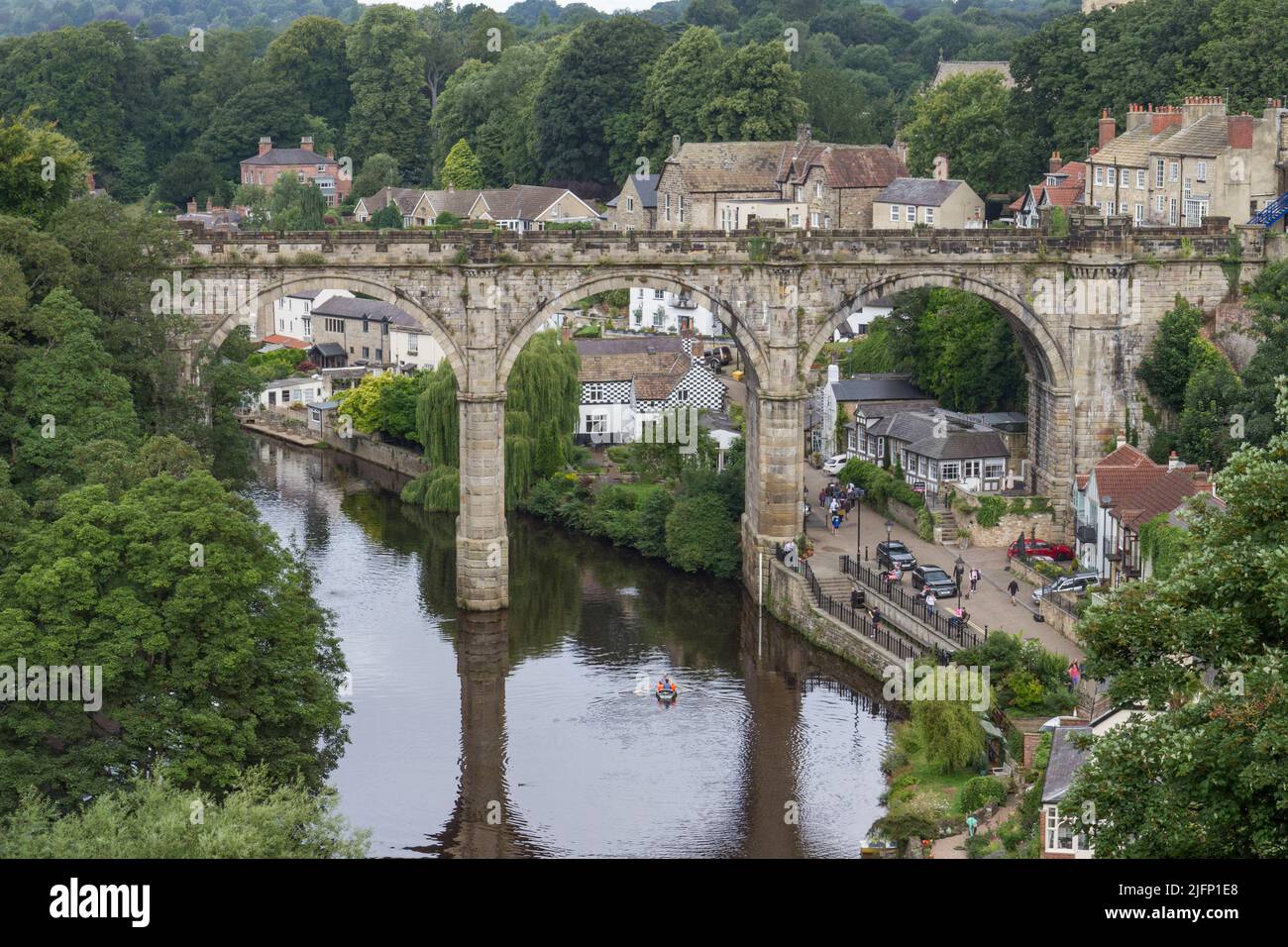 Knaresborough viaduct hi-res stock photography and images - Alamy