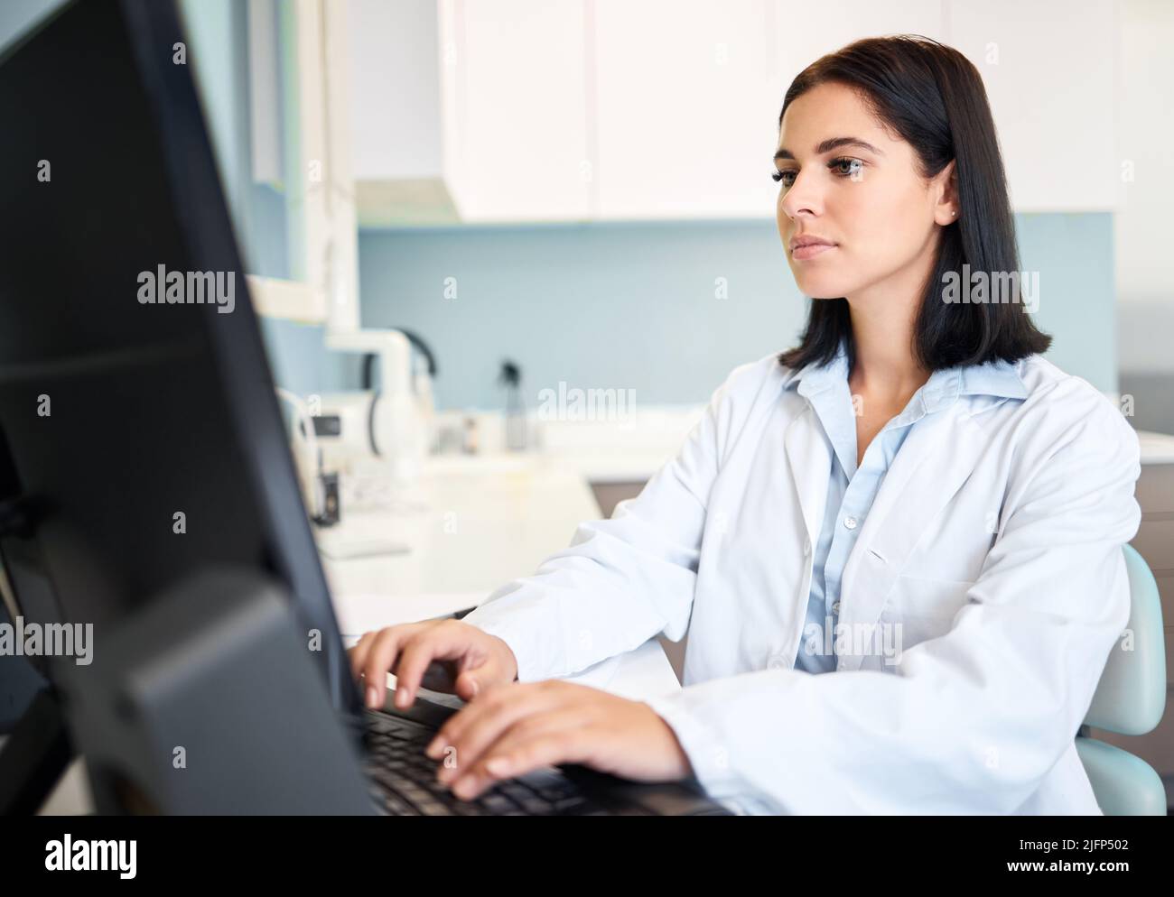 Patient focused hi-res stock photography and images - Alamy
