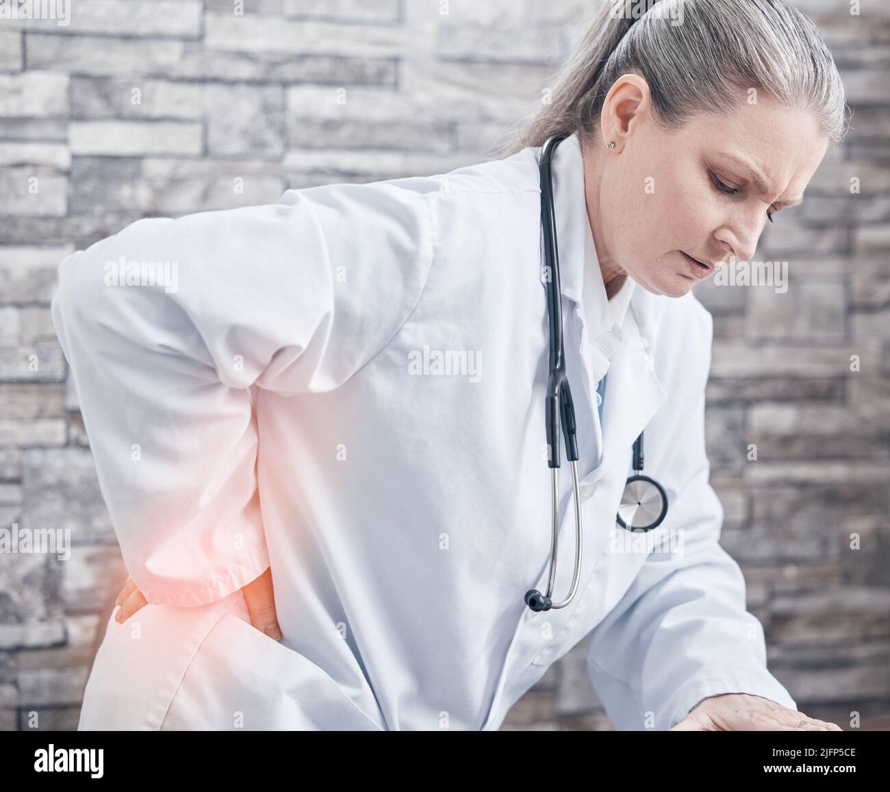 Doctor back shot hi-res stock photography and images - Alamy