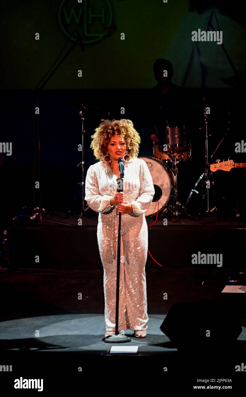 Marisha wallace hi-res stock photography and images - Alamy