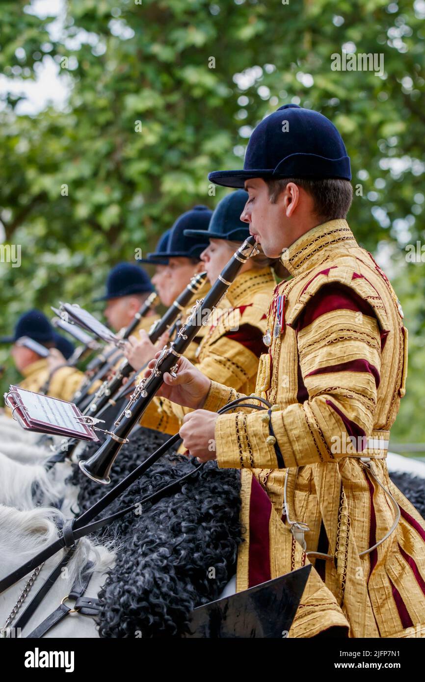 Military musicians on horseback hi-res stock photography and images - Alamy