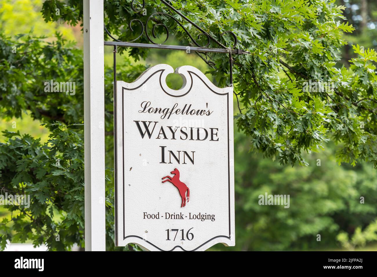 Longfellows wayside inn sign hi-res stock photography and images - Alamy