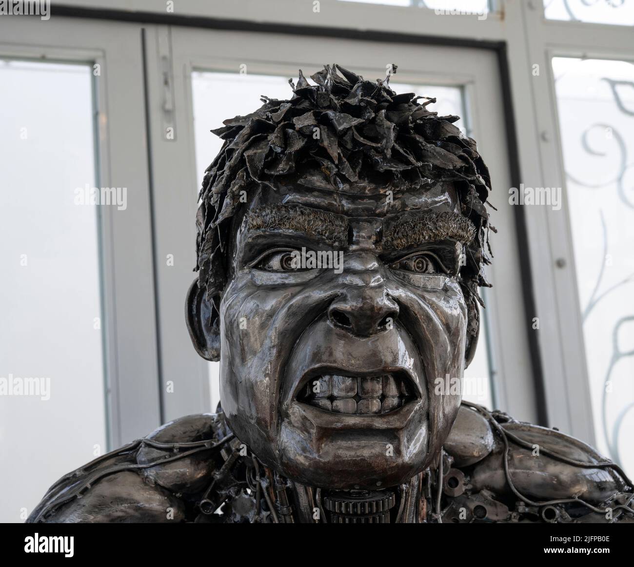 The British Ironwork Centre, The Hulk Exhibit/Sculpture Stock Photo - Alamy