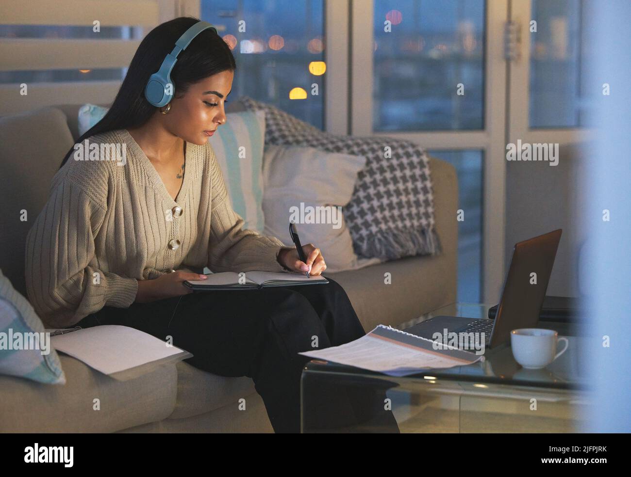 Late night study hi-res stock photography and images - Alamy