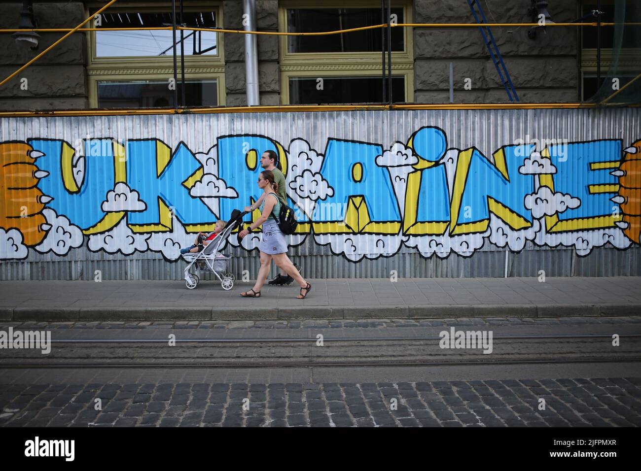 Ukraine graffiti hi-res stock photography and images - Alamy
