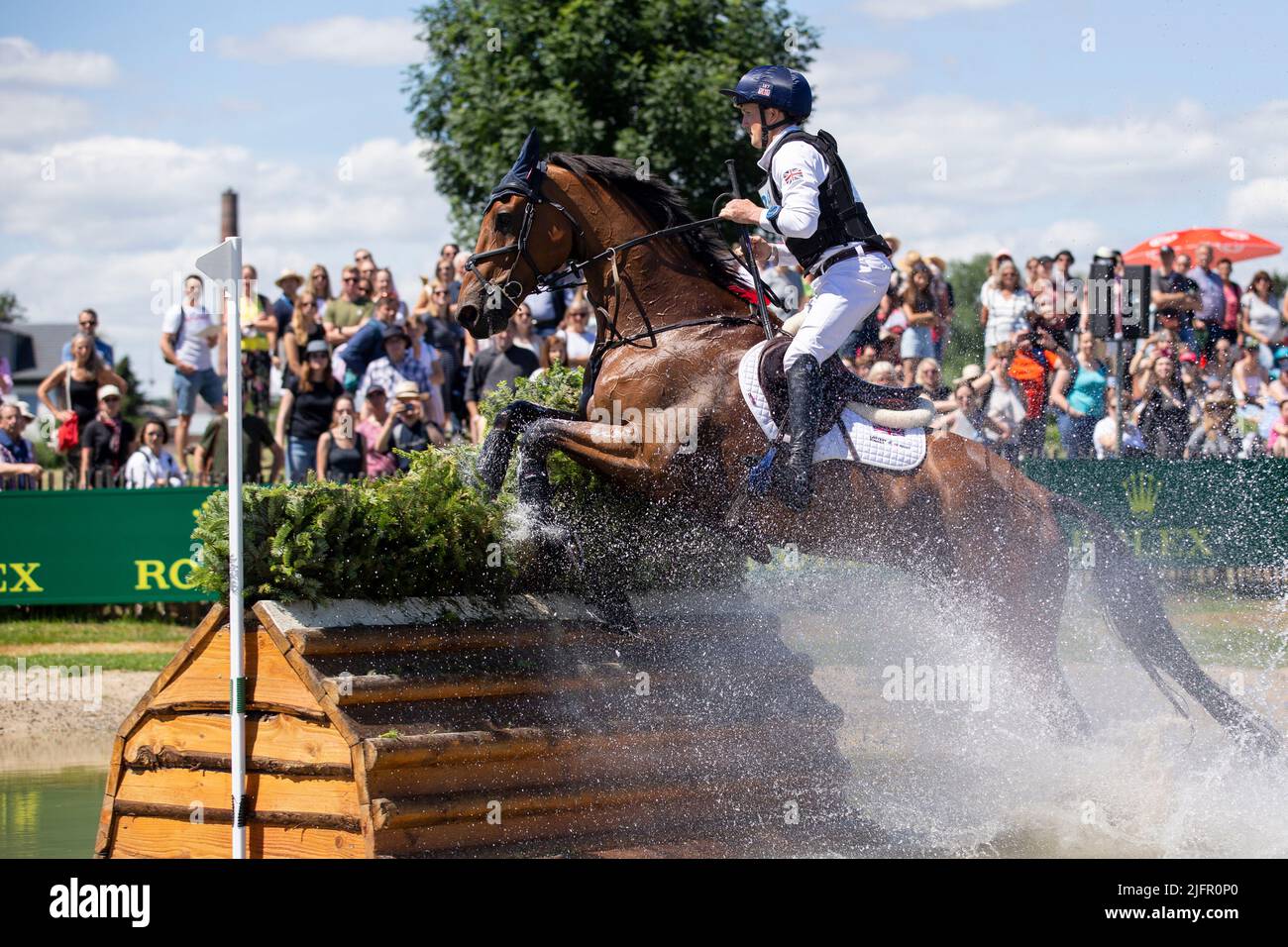 Aachen, Deutschland. 02nd July, 2022. Tom MCEWEN (GBR) on Toledo de ...