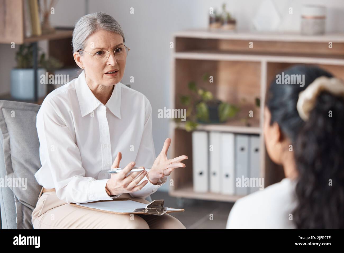 Psychologist questions hi-res stock photography and images - Alamy