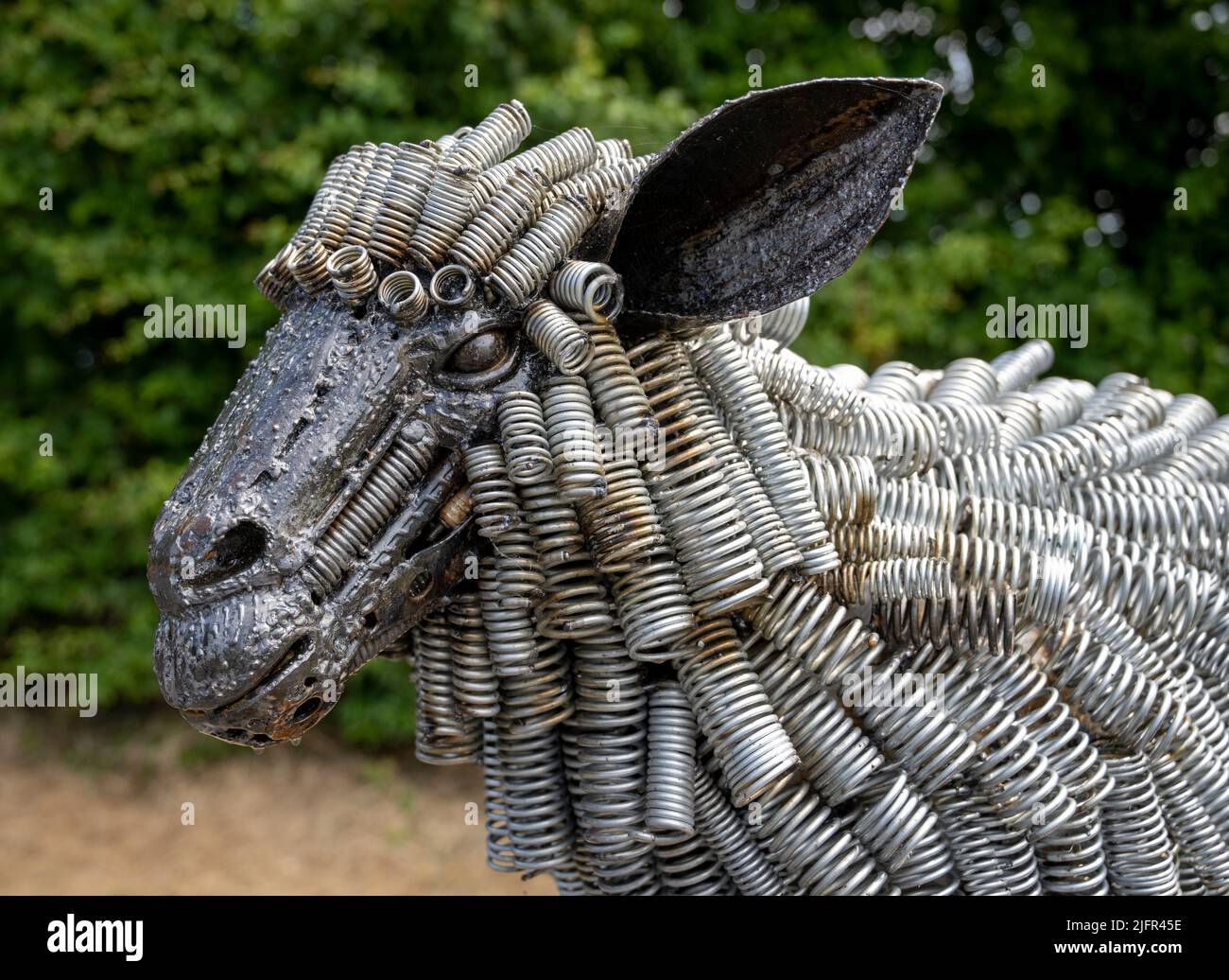 The British Ironwork Centre, Sheep Exhibit/Sculpture Stock Photo - Alamy
