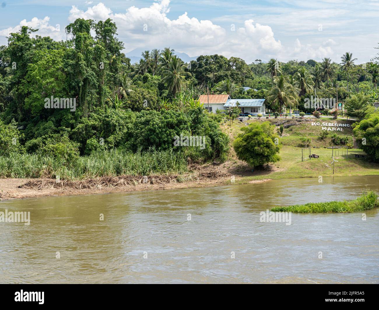 Malay village hi-res stock photography and images - Alamy