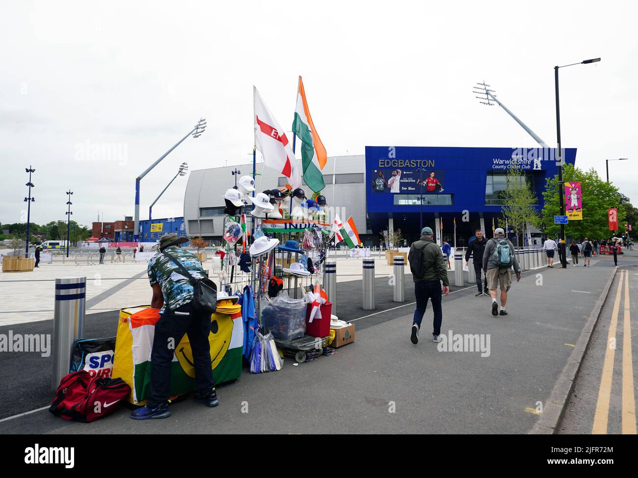 Cricket stall hi-res stock photography and images - Alamy