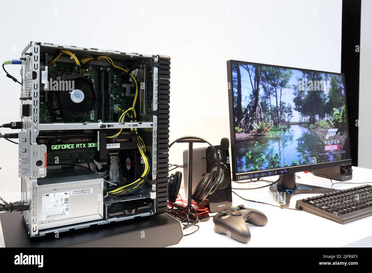 2003 computers hi-res stock photography and images - Alamy