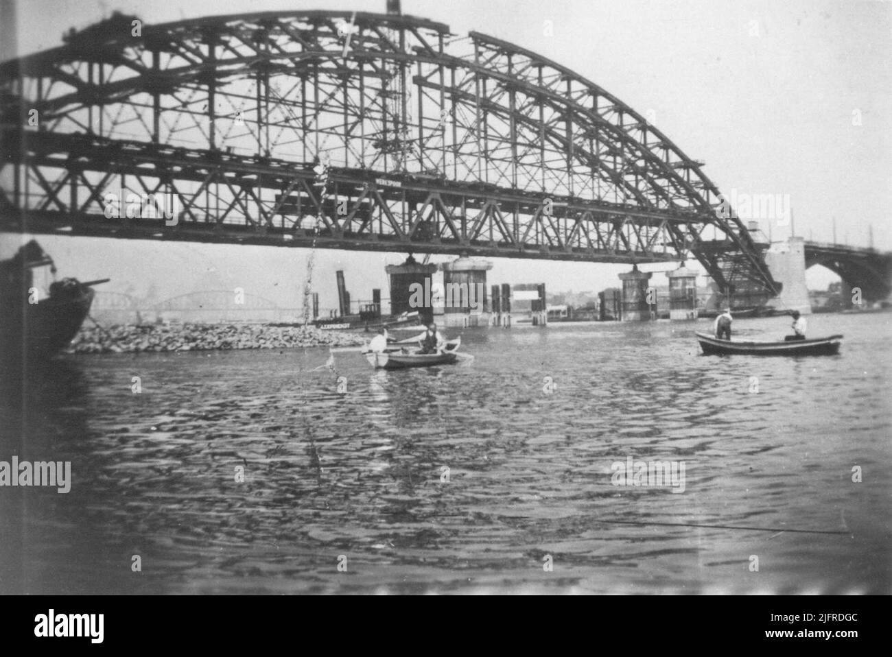 The bridge under construction over the river Waal Stock Photo - Alamy