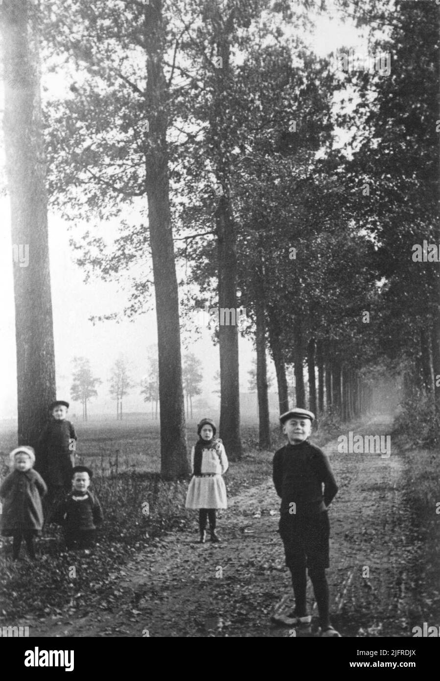 Group children road Black and White Stock Photos & Images - Alamy