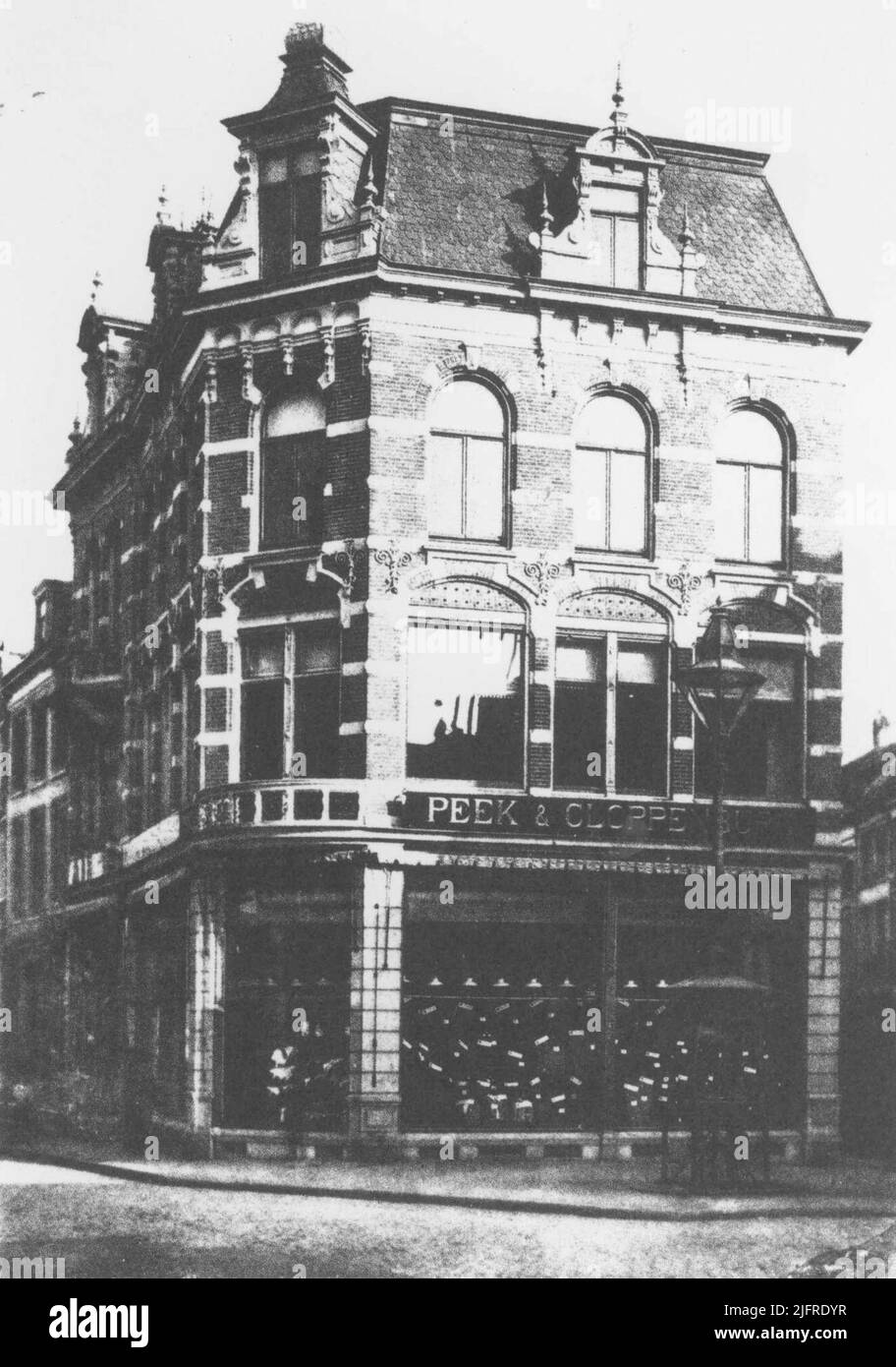 Store retail building Black and White Stock Photos & Images - Alamy