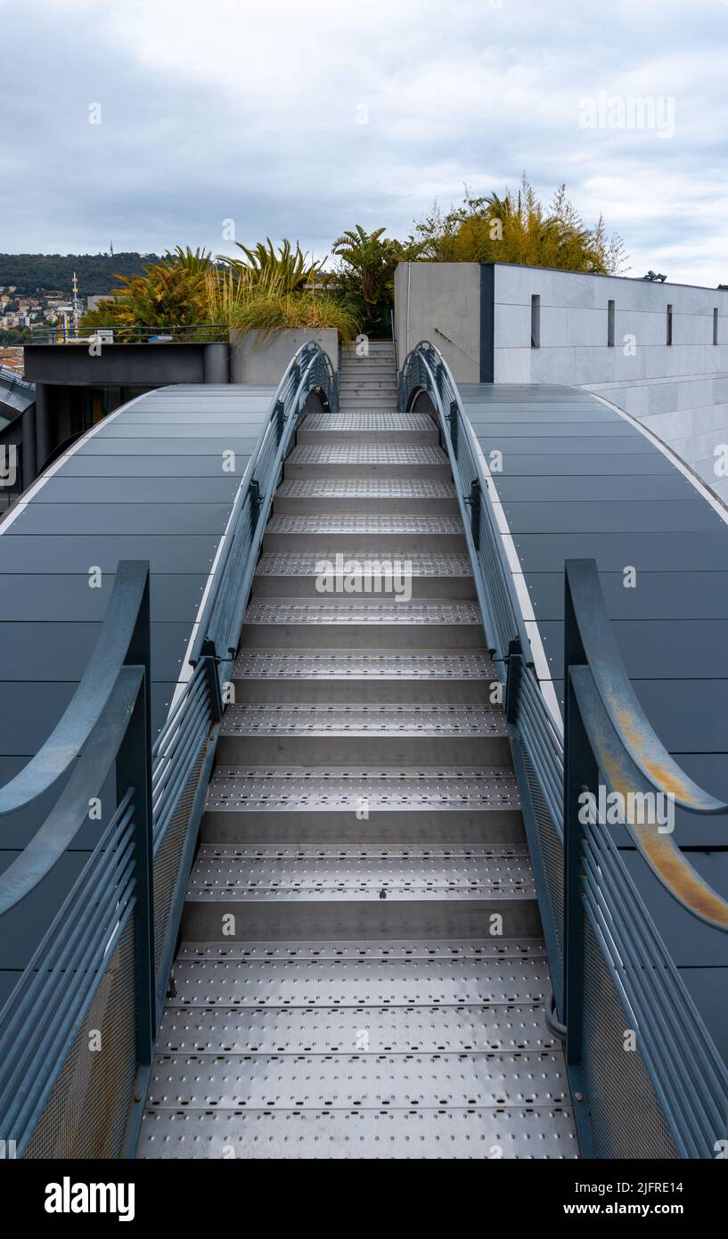 A narrow metal path on the roof of the Museum of Modern Art in Nice ...