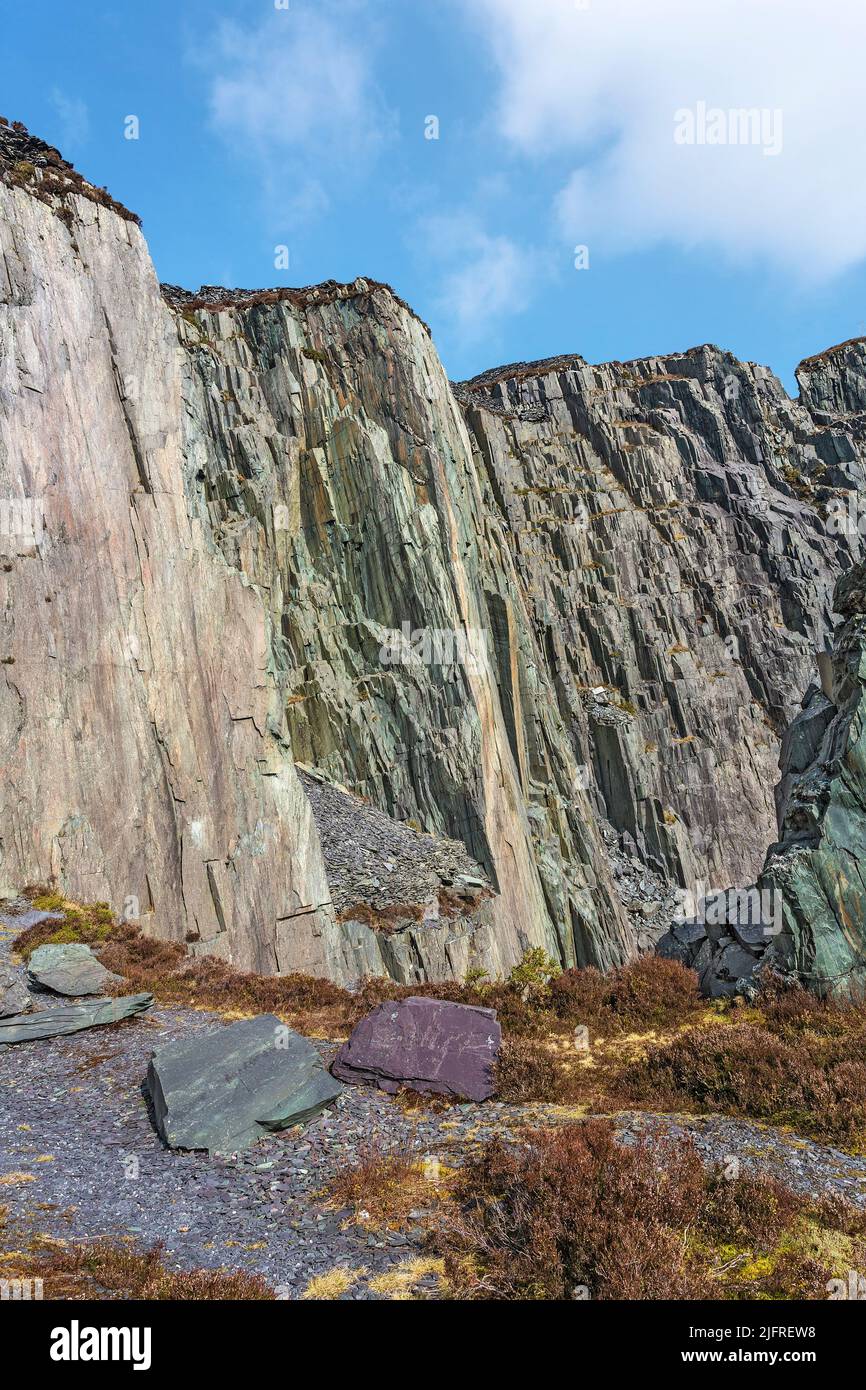 Slate quarrying hi-res stock photography and images - Alamy