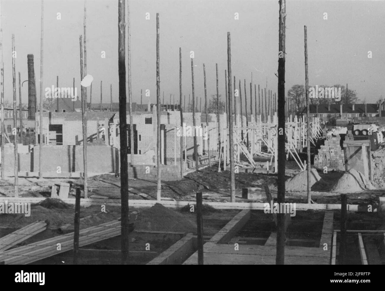 Houses under construction Black and White Stock Photos & Images - Alamy