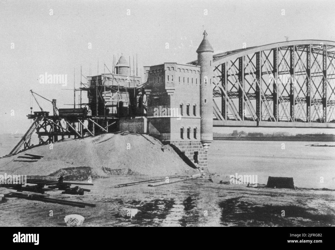 Construction building land site Black and White Stock Photos & Images ...