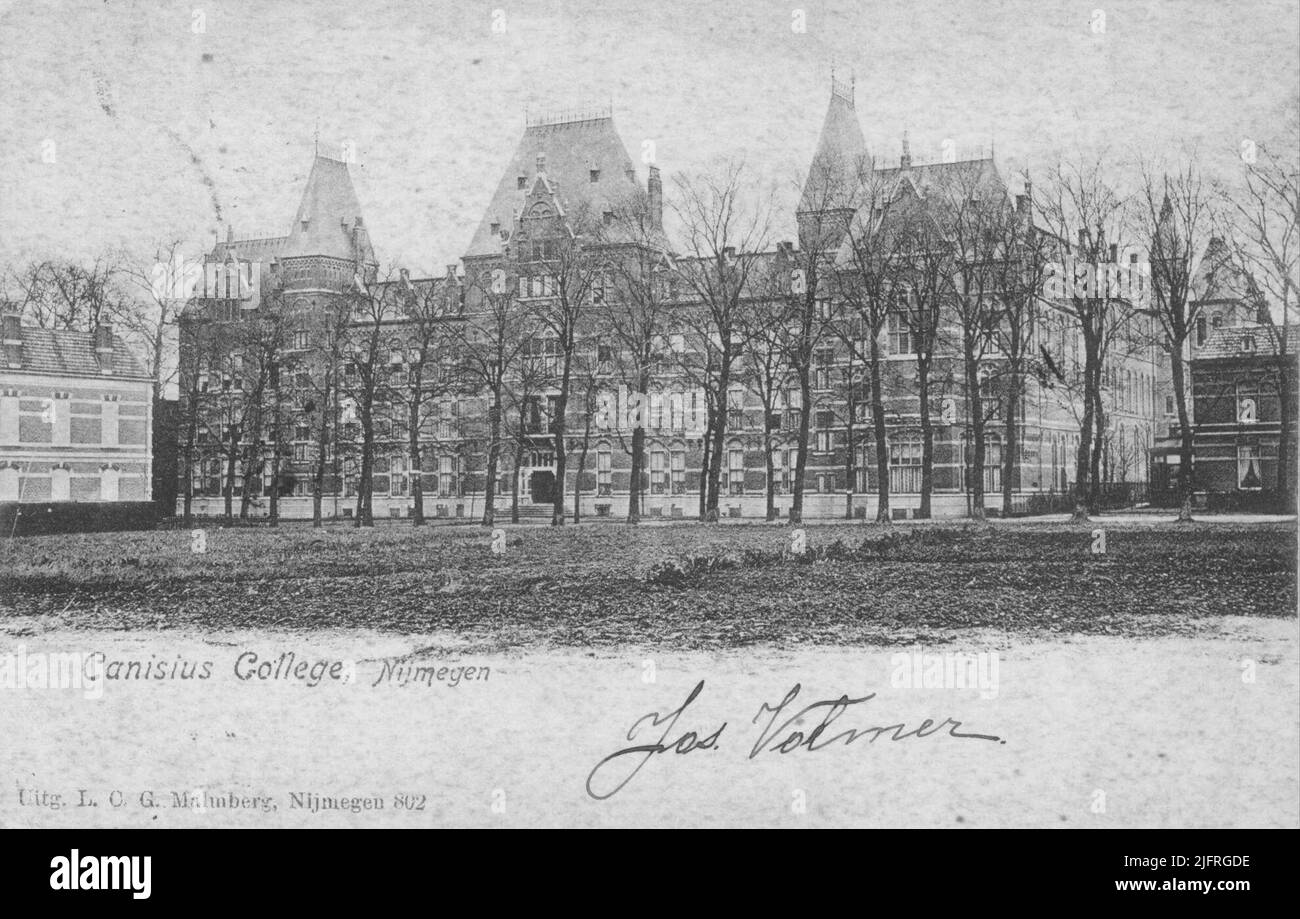 Architecture front entrance st Black and White Stock Photos & Images ...