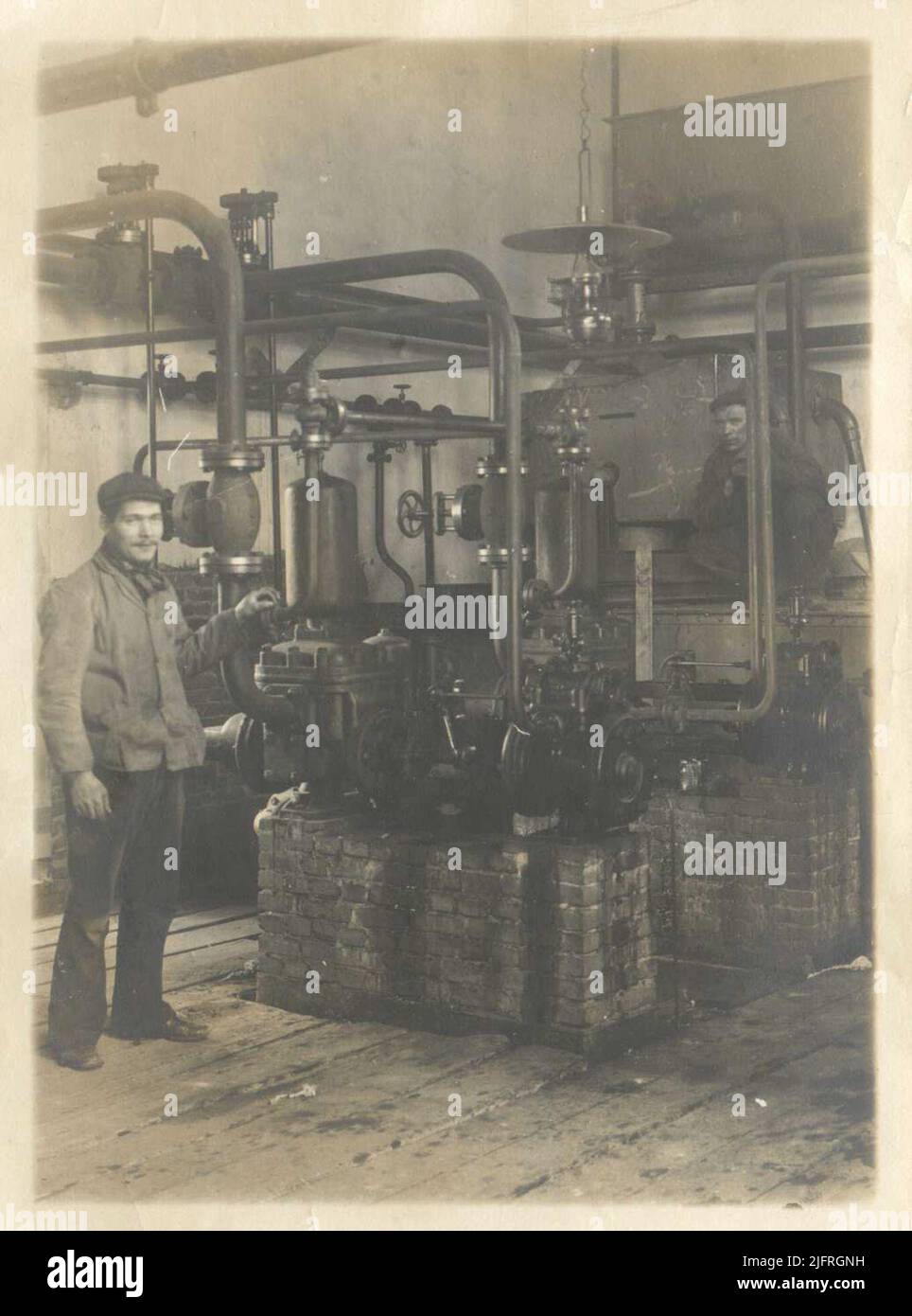 The engine room in the power plant Stock Photo - Alamy