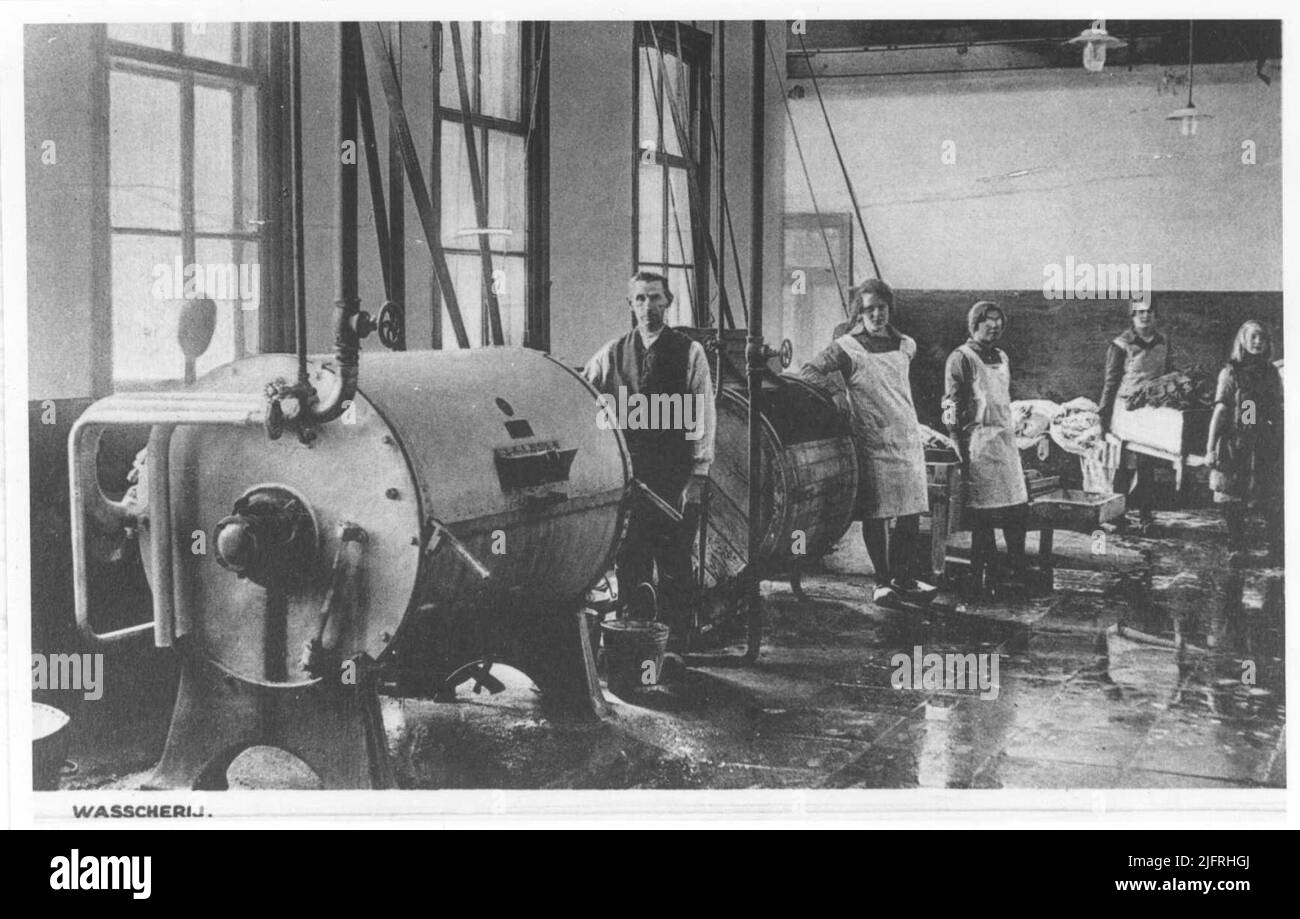 Laundry room house Black and White Stock Photos & Images - Alamy