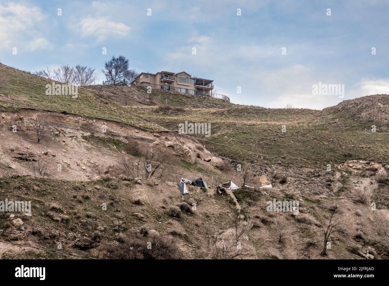 Rich people homeless hi-res stock photography and images - Alamy