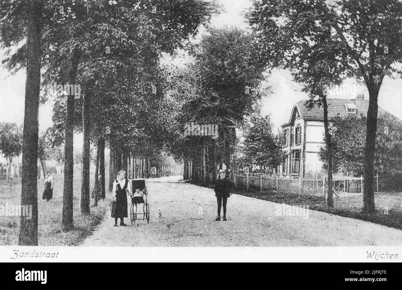 Exposed area Black and White Stock Photos & Images - Alamy