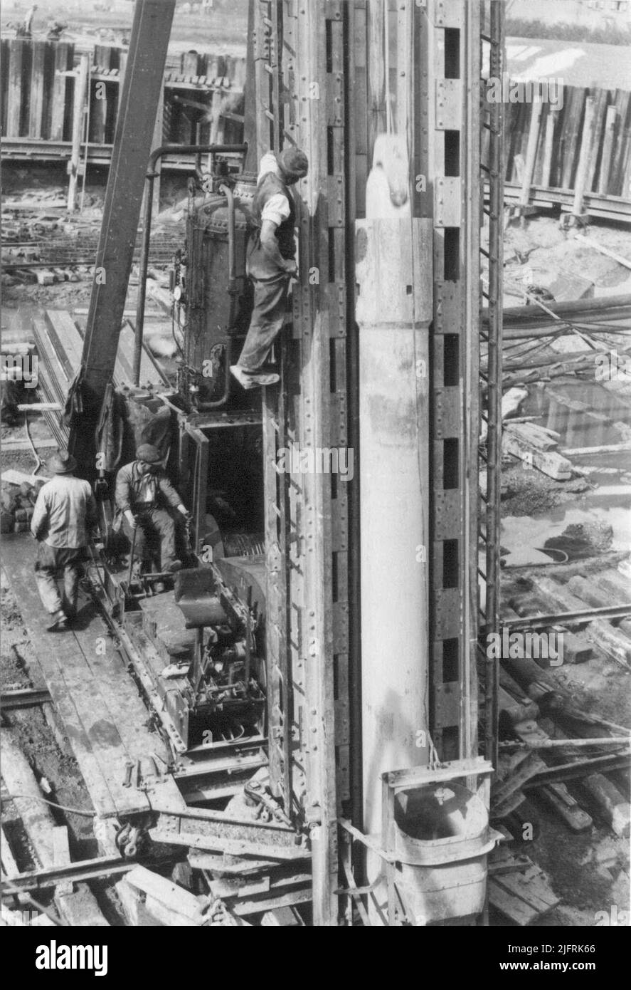 Work site construction Black and White Stock Photos & Images - Alamy