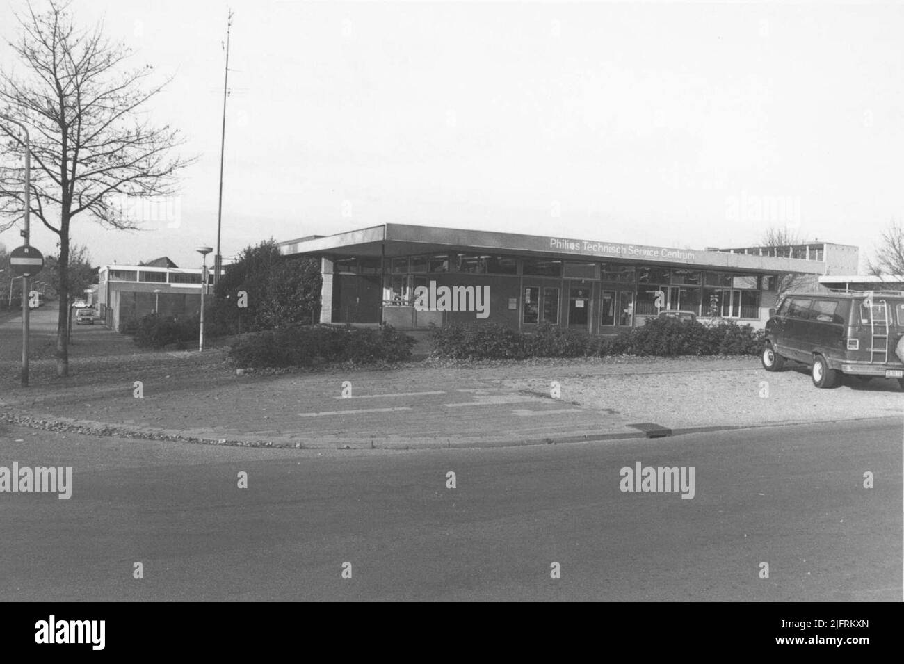 Philips service hi-res stock photography and images - Alamy