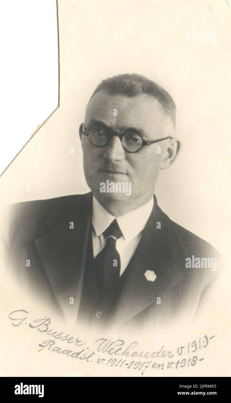 Busser hi-res stock photography and images - Alamy