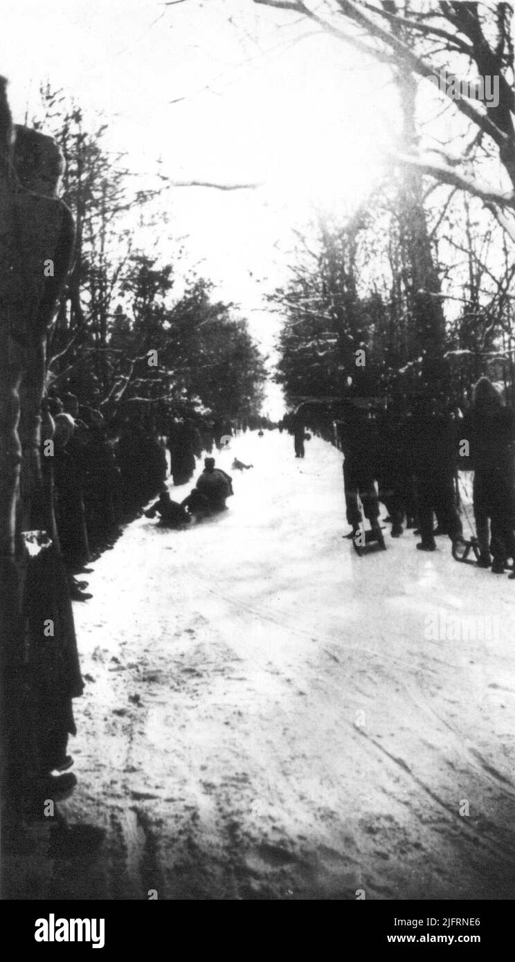 Snow entertainment on the Kwakkenberg Stock Photo - Alamy