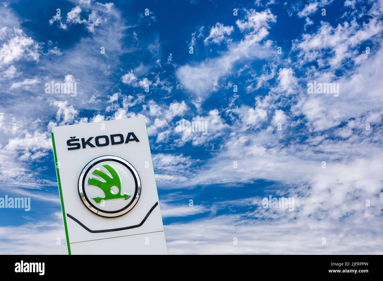 Werbe- und Firmanschild der Firma Skoda Stock Photo - Alamy