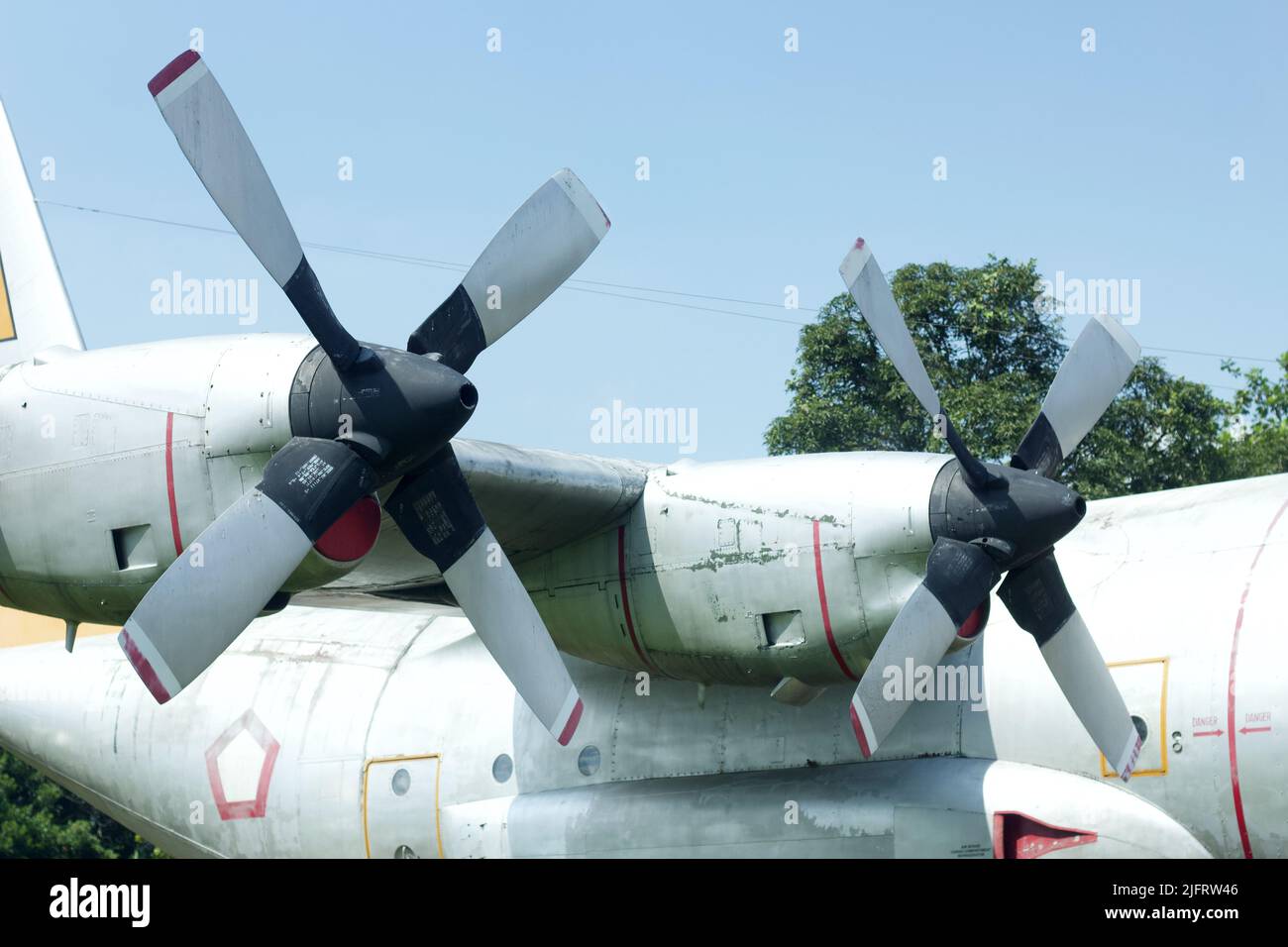Rotating propellers hi-res stock photography and images - Alamy