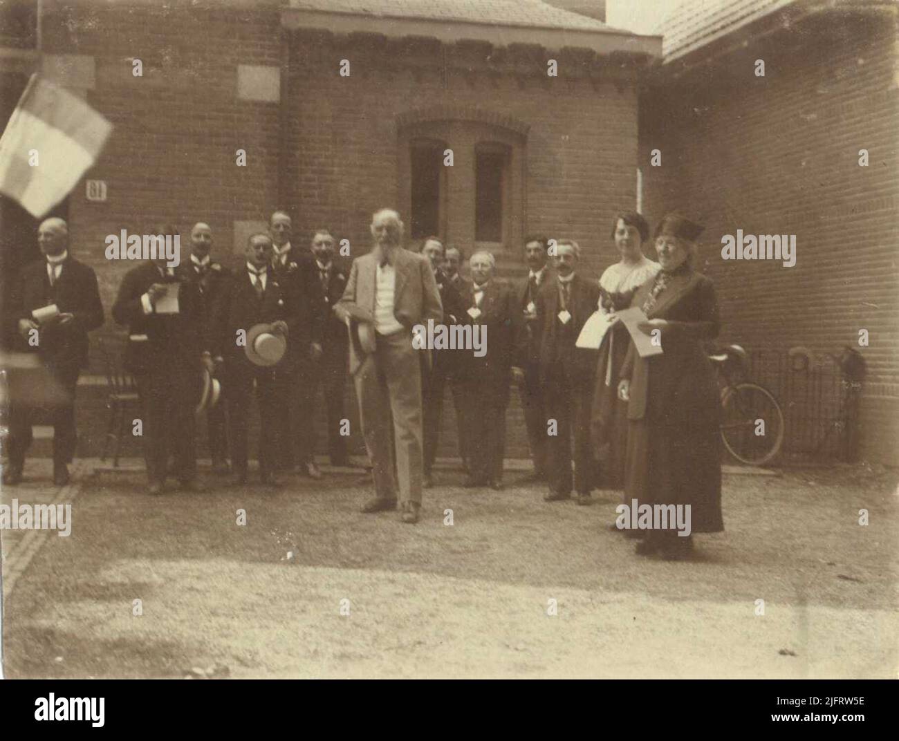 The opening of the electric tram connection in Hees; a party committee ...