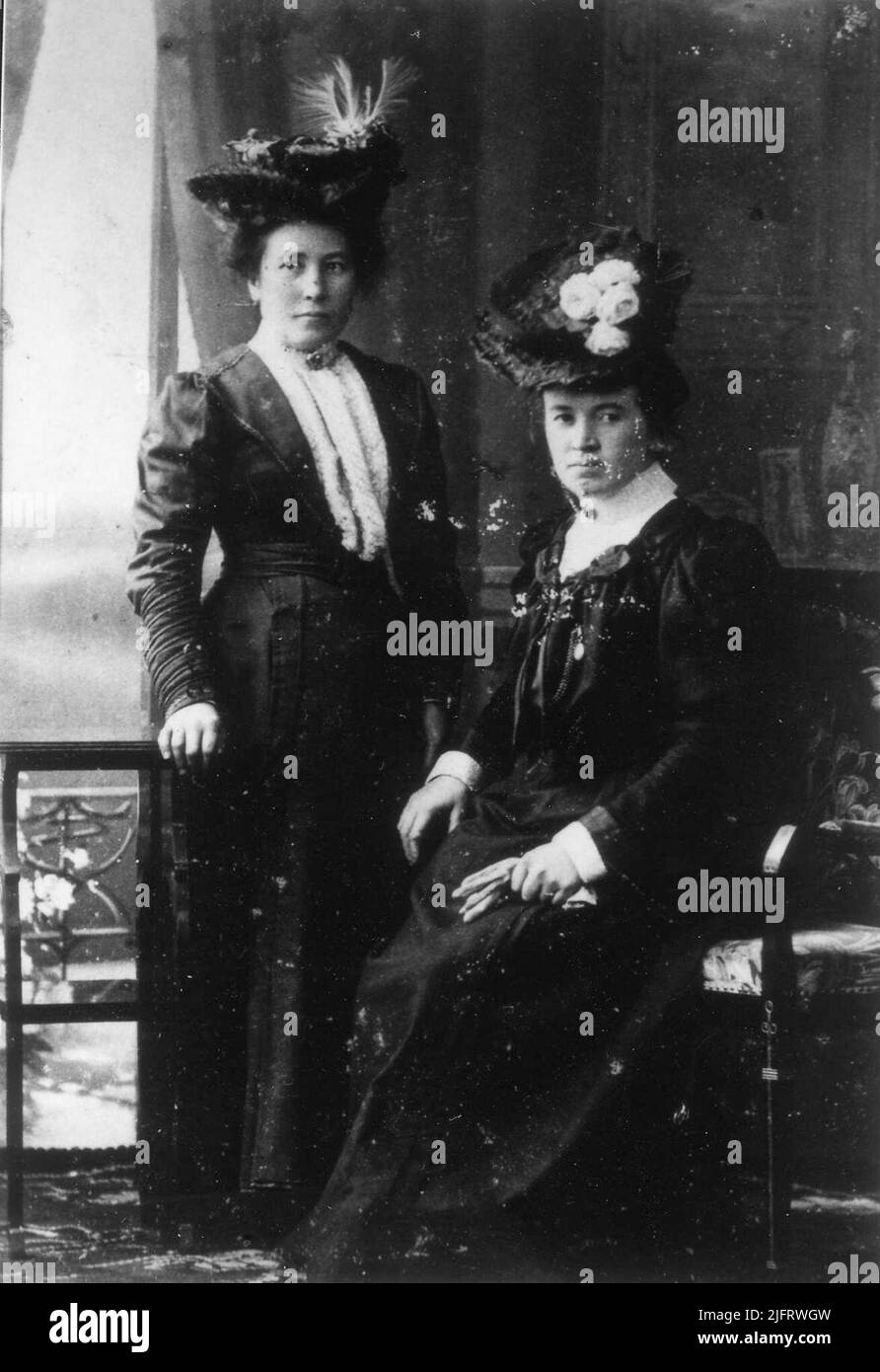 Catherine Wolters Ellen Wolters