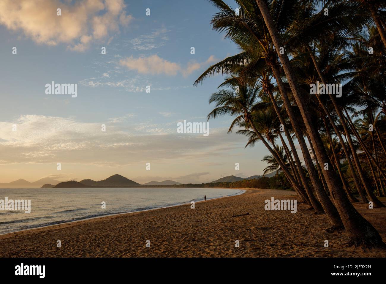 Dawn beach cairns australia hi-res stock photography and images - Alamy