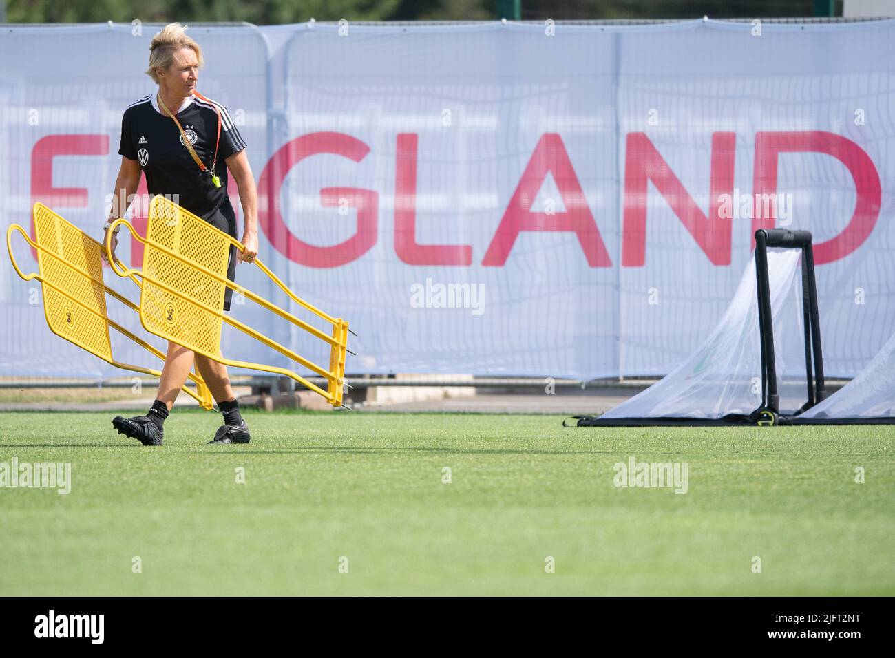 German women soccer team coach hi-res stock photography and images - Alamy