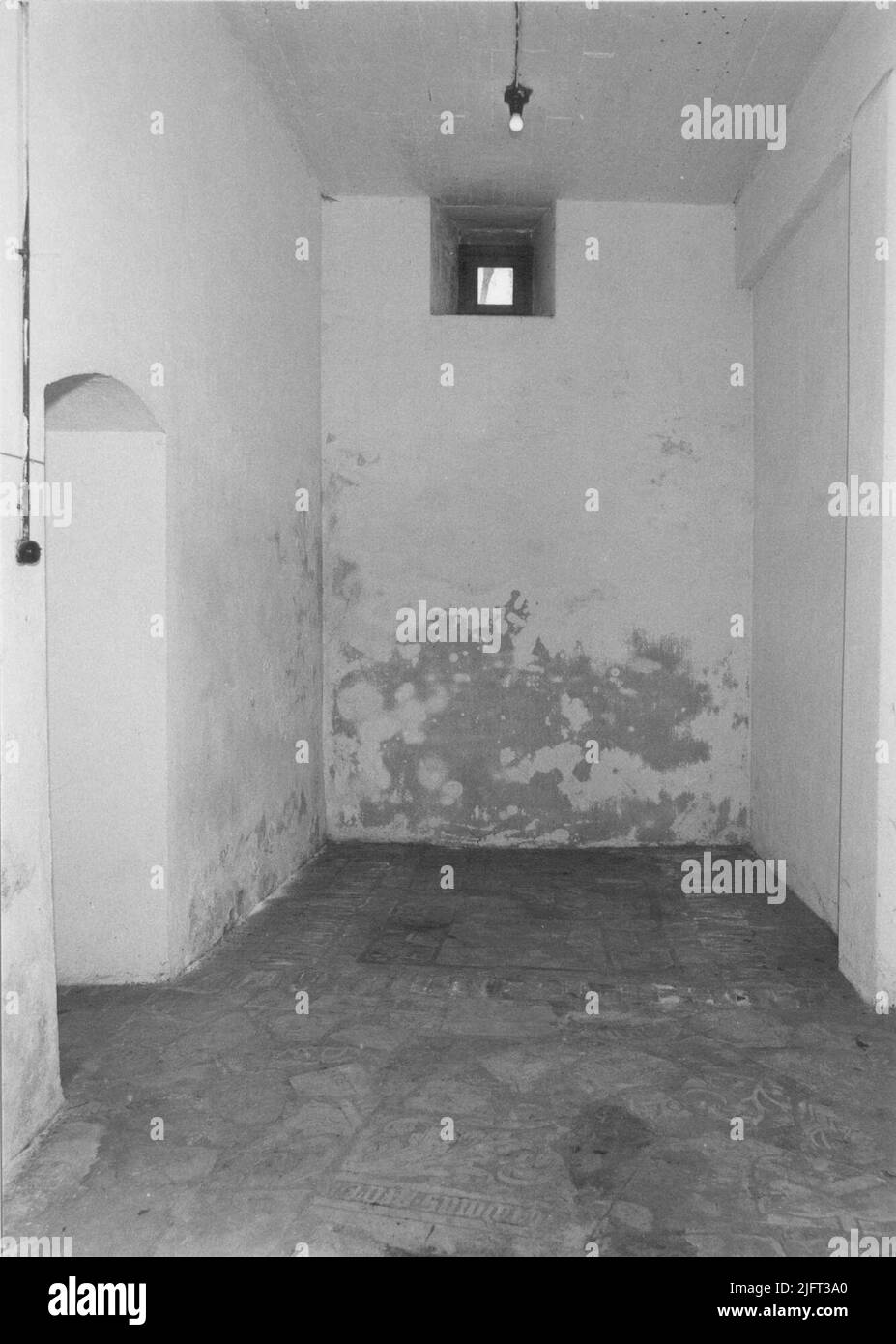 The corner of the rear basement under the golden rooms in the town hall ...