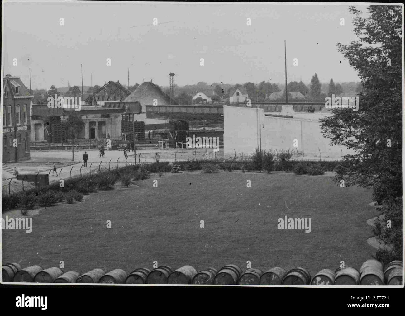 Soap factory Dobbelman: View from the factory site on the rebuilding of ...