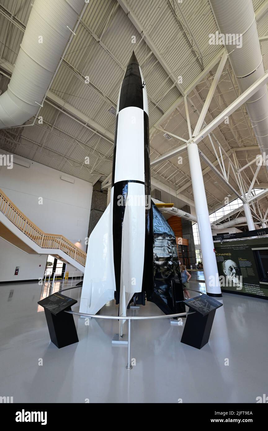 German v2 rocket hi-res stock photography and images - Alamy