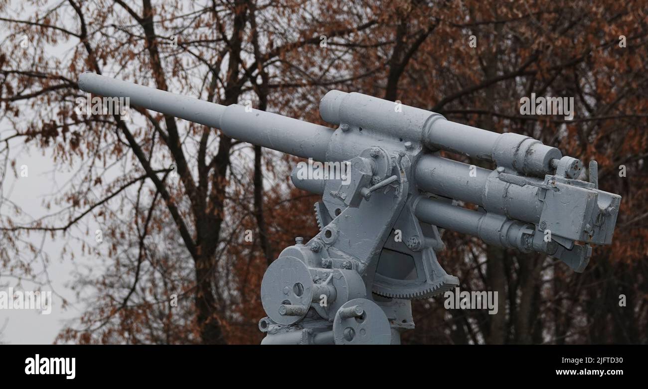 Artillery machines hi-res stock photography and images - Alamy