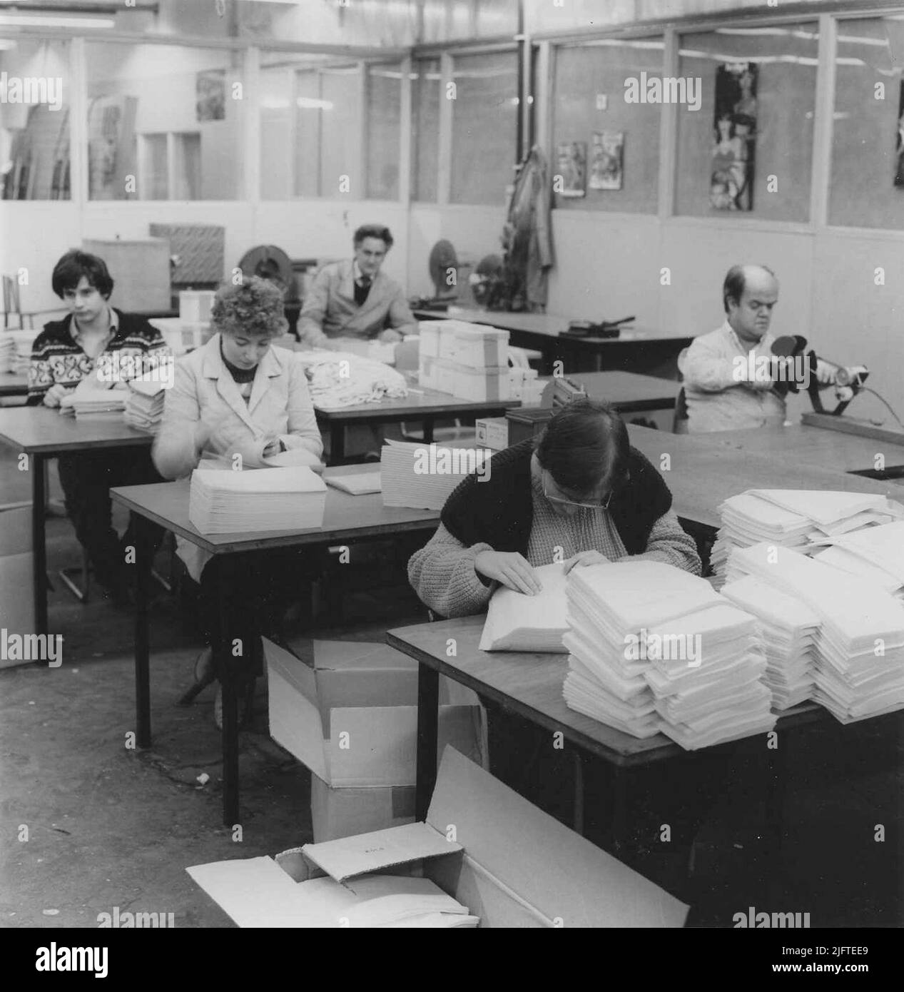 Sorting department Black and White Stock Photos & Images - Alamy