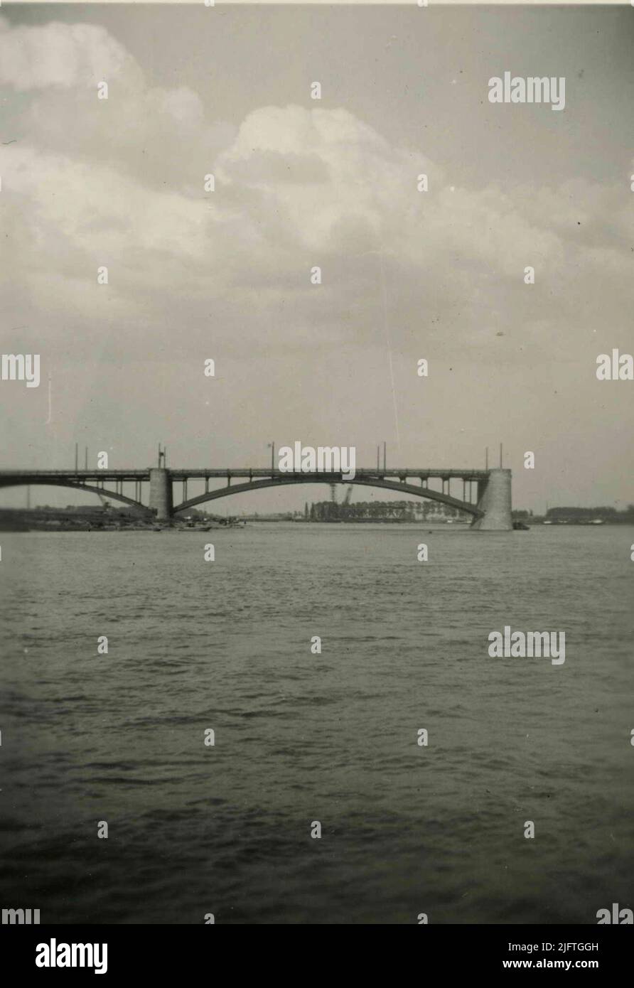 Construction waal bridge hi-res stock photography and images - Alamy