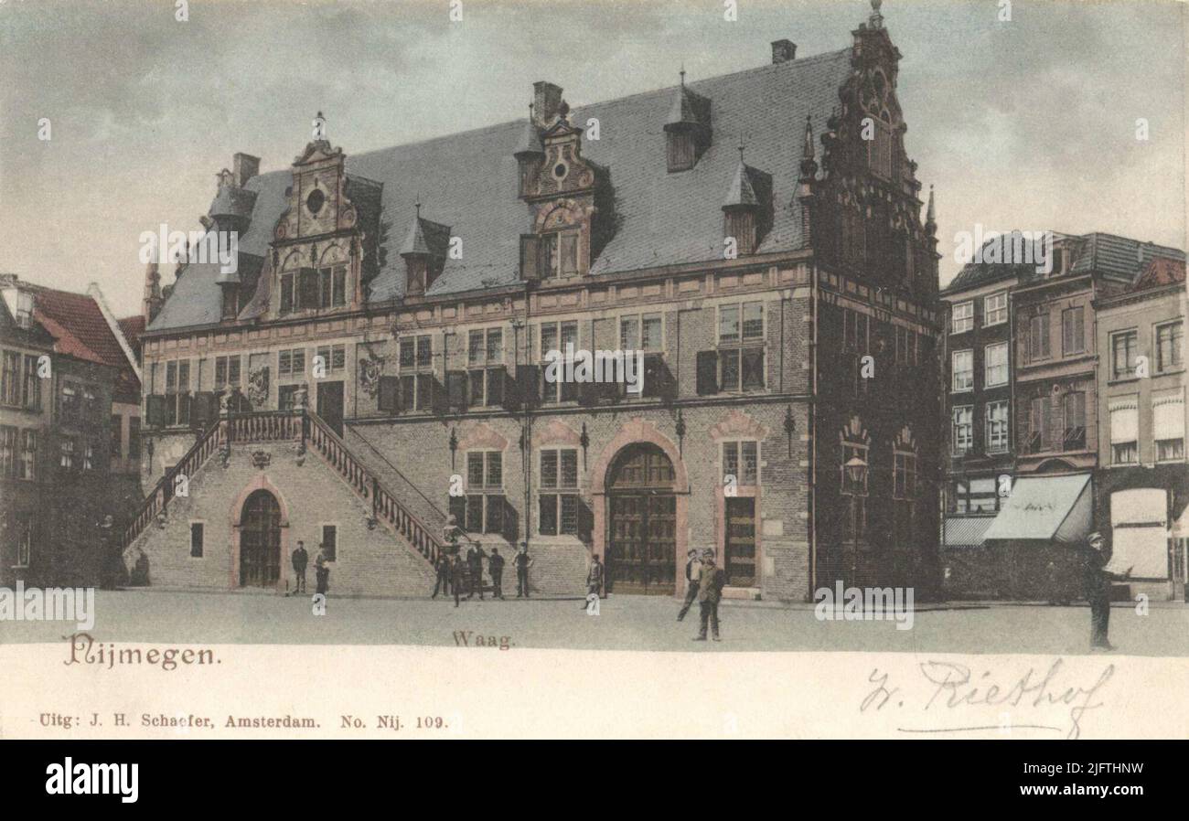 The Waaggebouw, with the Kannenmarkt on the right Stock Photo - Alamy