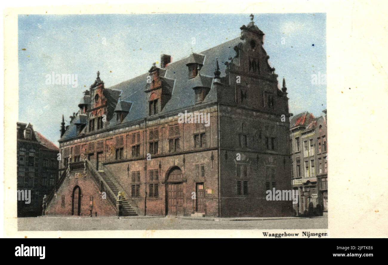 The Waaggebouw, with the Kannenmarkt on the right Stock Photo - Alamy