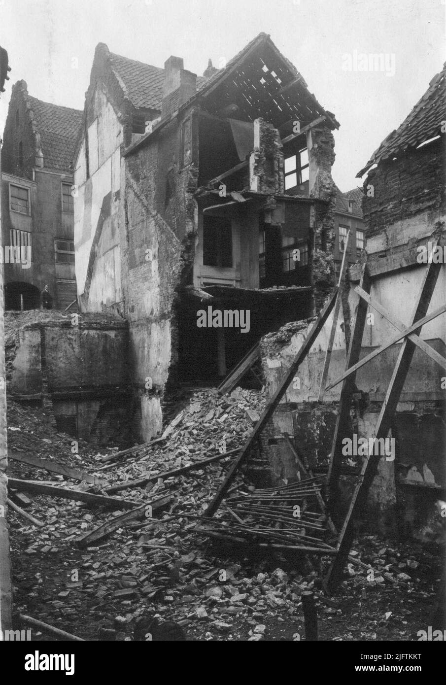 The back of this house has collapsed Stock Photo - Alamy