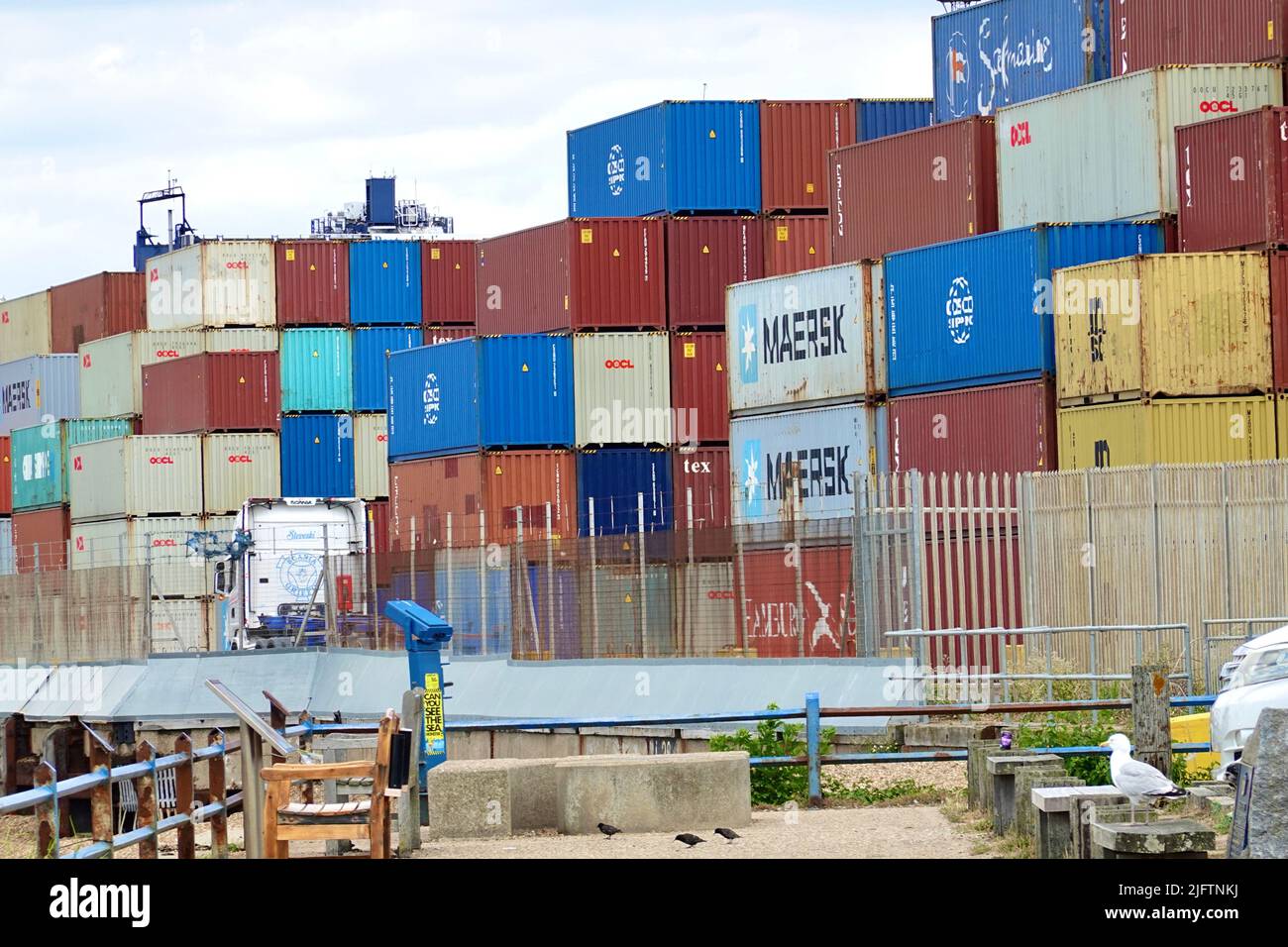 Backlog containers hi-res stock photography and images - Alamy